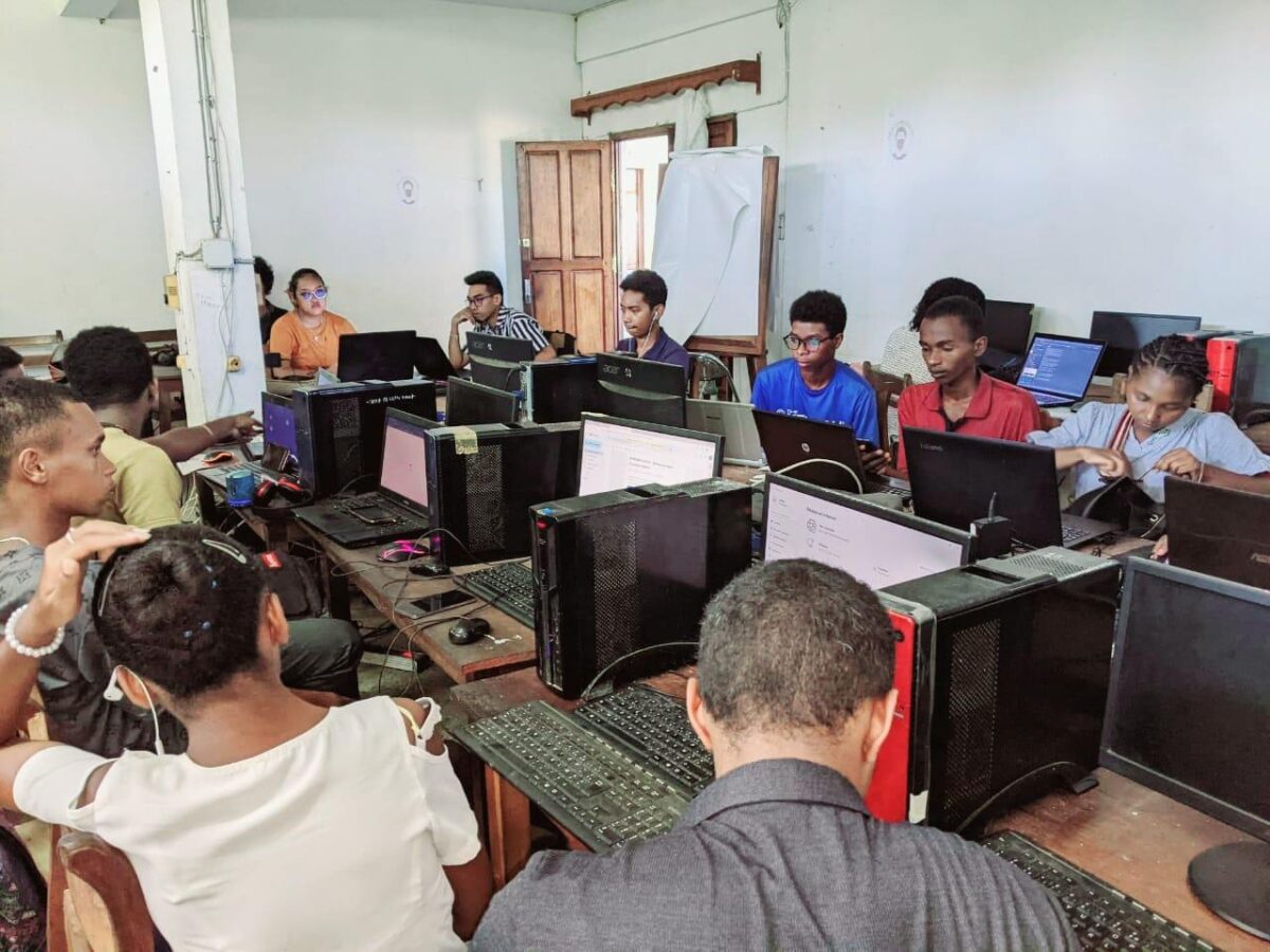 Le Shop SAYNA – La boutique officiel de SAYNA